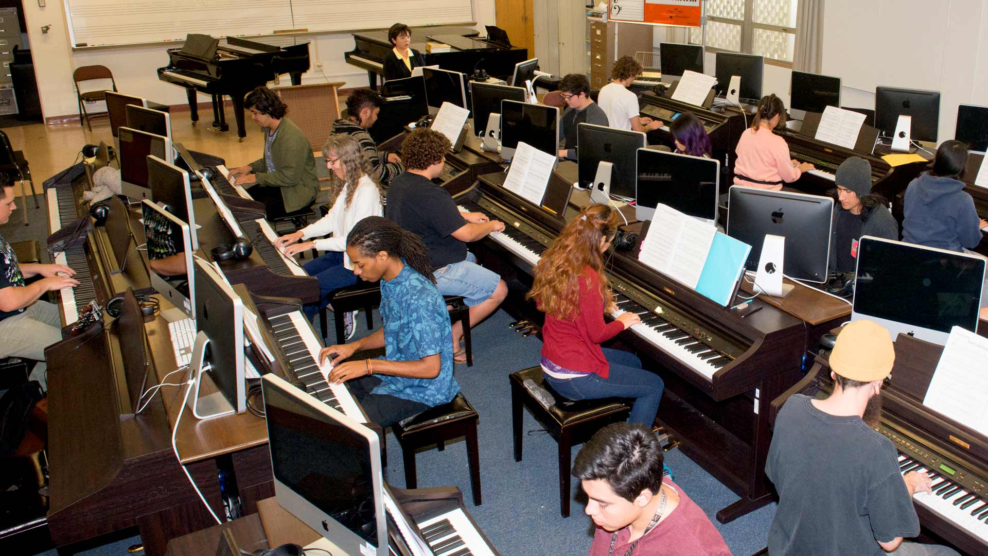 College Music Class
